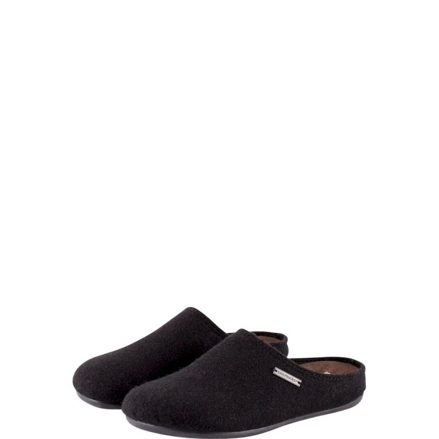 Svarta tofflor i textil från Shepherd (34-0554)